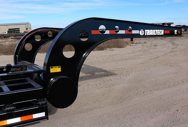 Combine Trailer Series to Accommodate Today's Combines