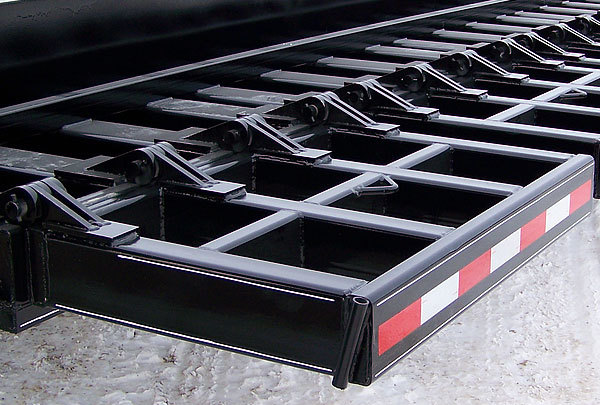 Combine Trailer Series to Accommodate Today's Combines