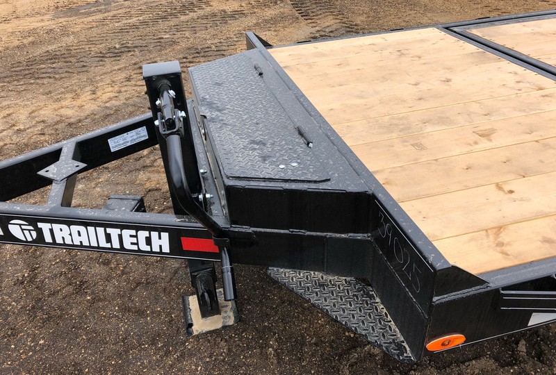 Flatdeck Trailer with Tilting Loading Ramp - Trailtech Premier